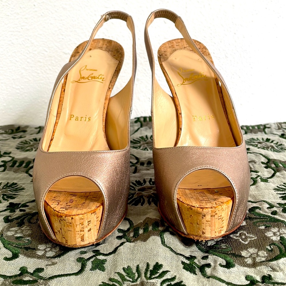 Christian Louboutin Sammy Red Bottom Gold Leather San… - Gem